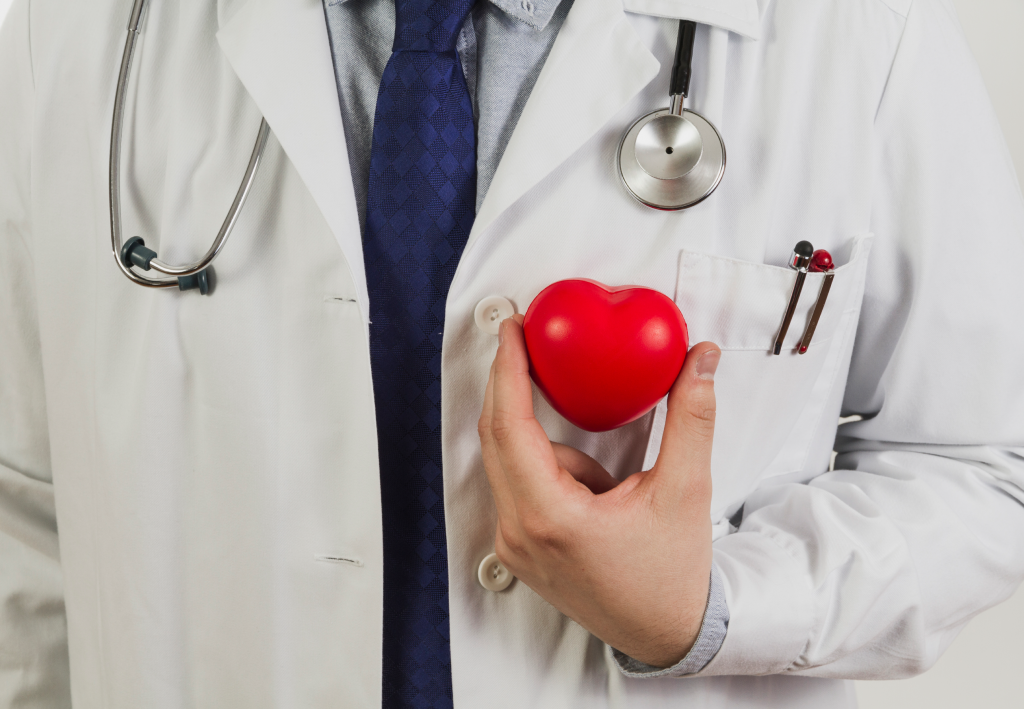 MES DEL CORAZÓN: Aprende a cuidarlo : Inmunomédica